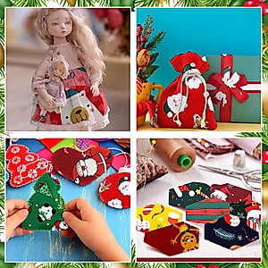 Kinlop 600 Pcs 4 x 4 in Christmas Fabric Bundles Christmas Fat Quarters Cotton Sewing Fabric Christmas Precut Fabric for Quilting Santa Snowflake Printed Fabric Scraps Bulk for Patchwork DIY Craft