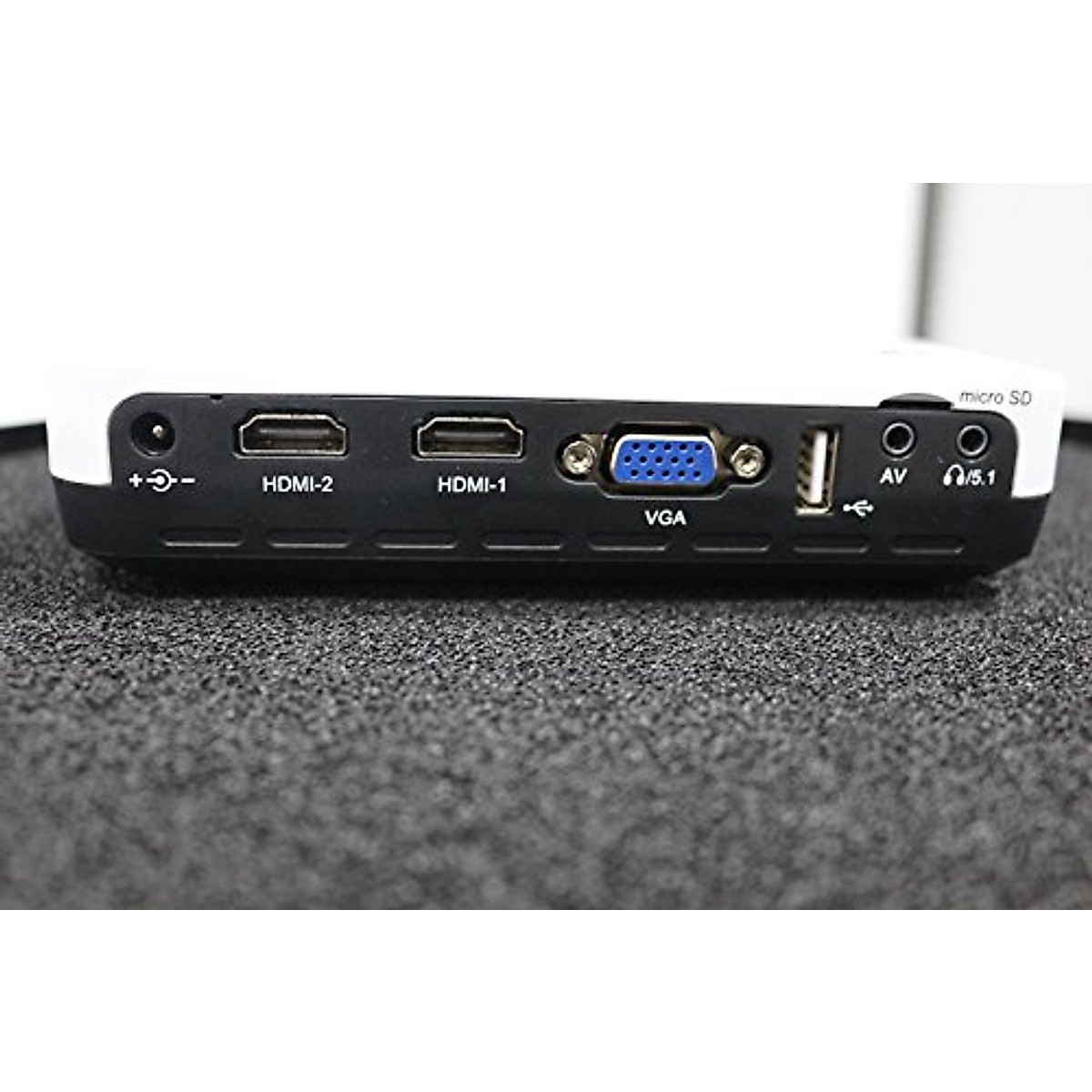 AIM Z001 4500 LED Lumen DLP Projector with HDMI + VGA + USB Video Input