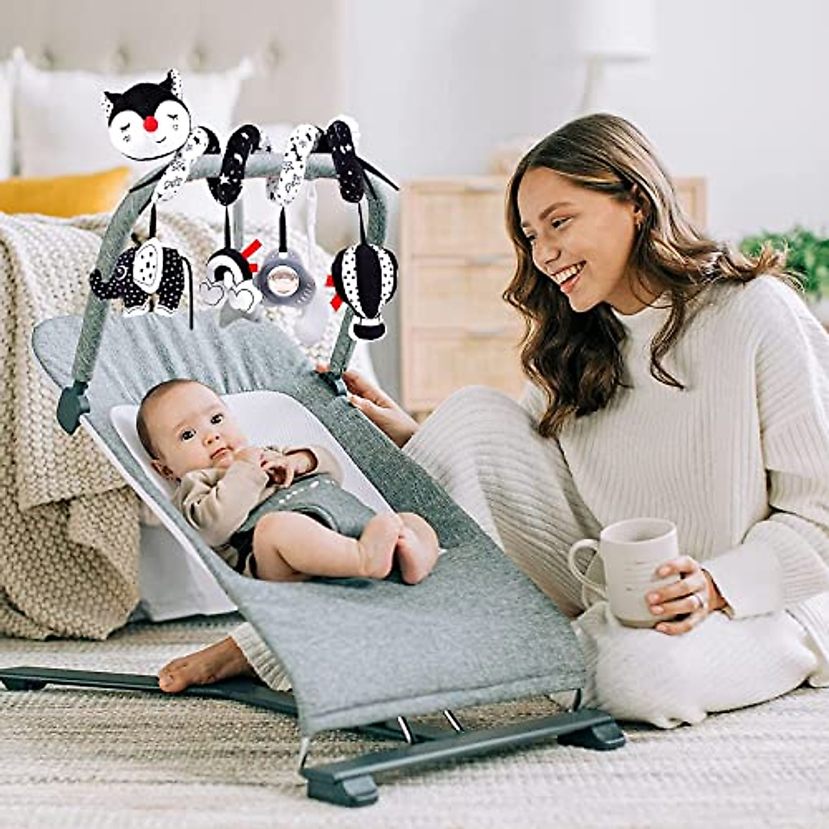 SAOTAENG Car Seat Toys, Infant Baby Black White Fox Stroller Toy Stretch & Spiral Activity Toy, Hanging Toys for Car Seat Crib Mobile, Newborn Sensory Toy Best Babies Gift for 0 3 6 9 12 Months