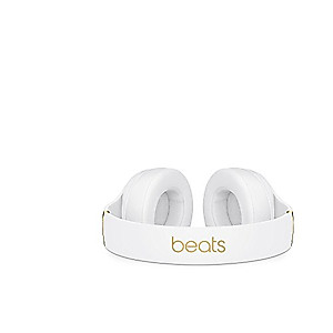 Beats by Dr. Dre Studio 3 Wireless Over-Ear Headphones with Built-in Mic - White (Renewed)