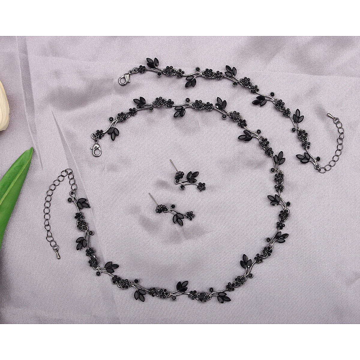 QLLYHLH Brides Bridesmaid Flower Leaf Choker Necklace Dangle Earrings Link Bracelet Austrian Crystal Wedding Jewelry Set for Prom Costume Party Accessories for Woman(Black-Gun plated)