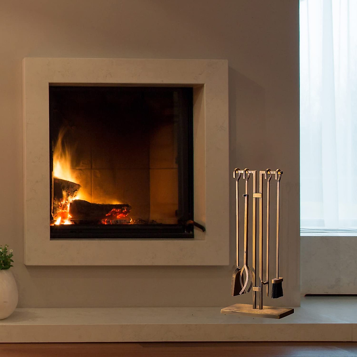 2WAYZ Fireplace Tools Set - 5 pcs Classic No-Knob Handles - Modern Fire Place Tools and Fire Pit Accessories - Powder Coated Poker, Shovel, Tongs, Brush - Easy-to-Assemble Black Iron Fireplace Tools