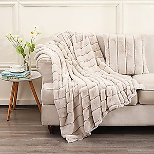 LuxenrelaX Striped Luxury Soft Faux Fur Blanket Throw Blanket for Bed, Beige Furry Fluffy Throw Blankets for Couch, Sofa, Anti-Shedding Blanket- (50" x 60", Beige)