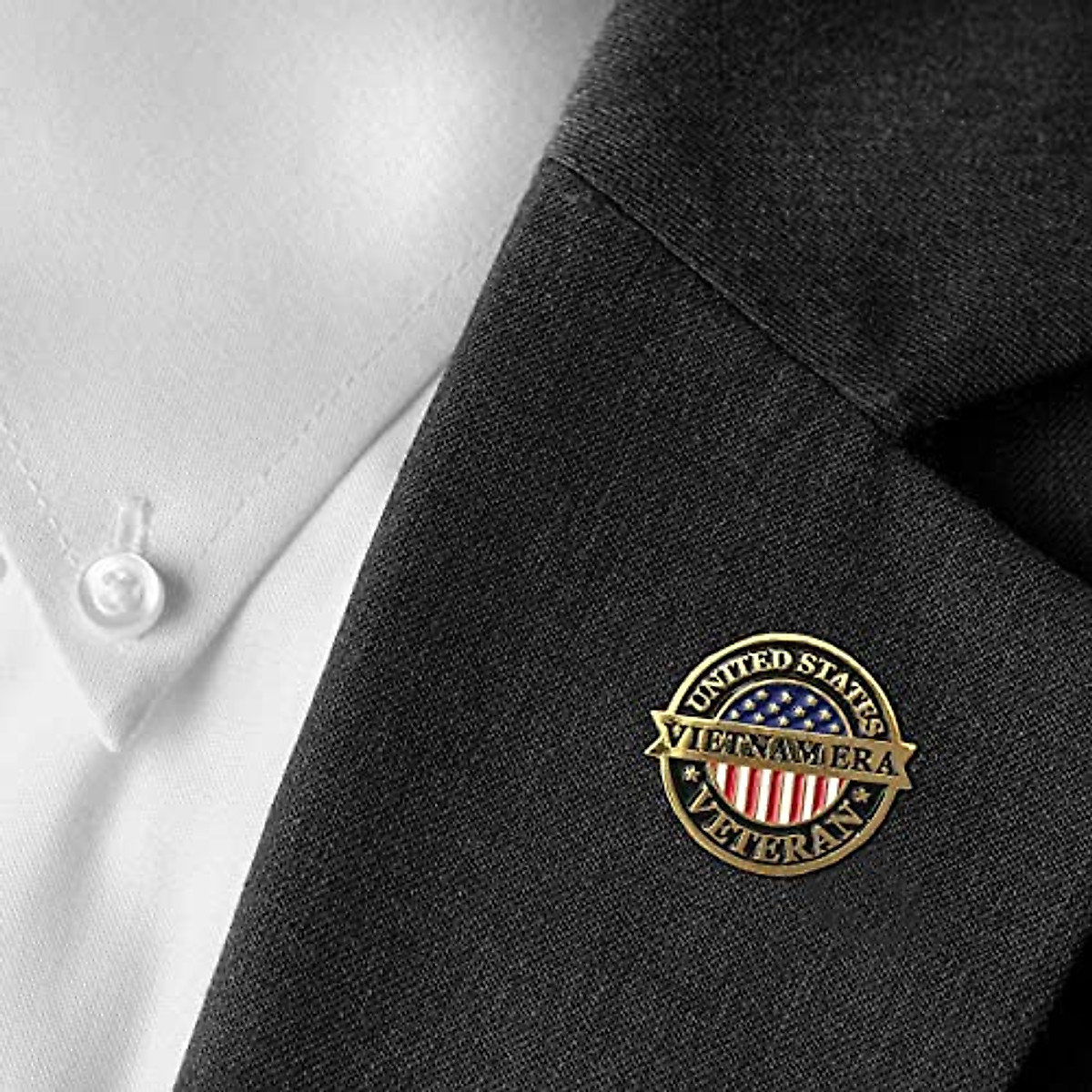 United States Vietnam Era Veteran Circle Lapel Pin with American Flag Graphic
