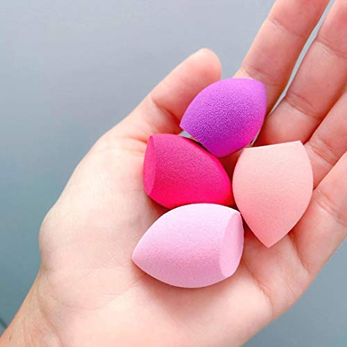 Real Techniques Mini Miracle Complexion Sponge Makeup Blender, Beauty Sponge For Touch Ups, Professional Makeup Tool, Cruelty Free, Latex Free, Perfect For Travel or On The Go, 4 Count