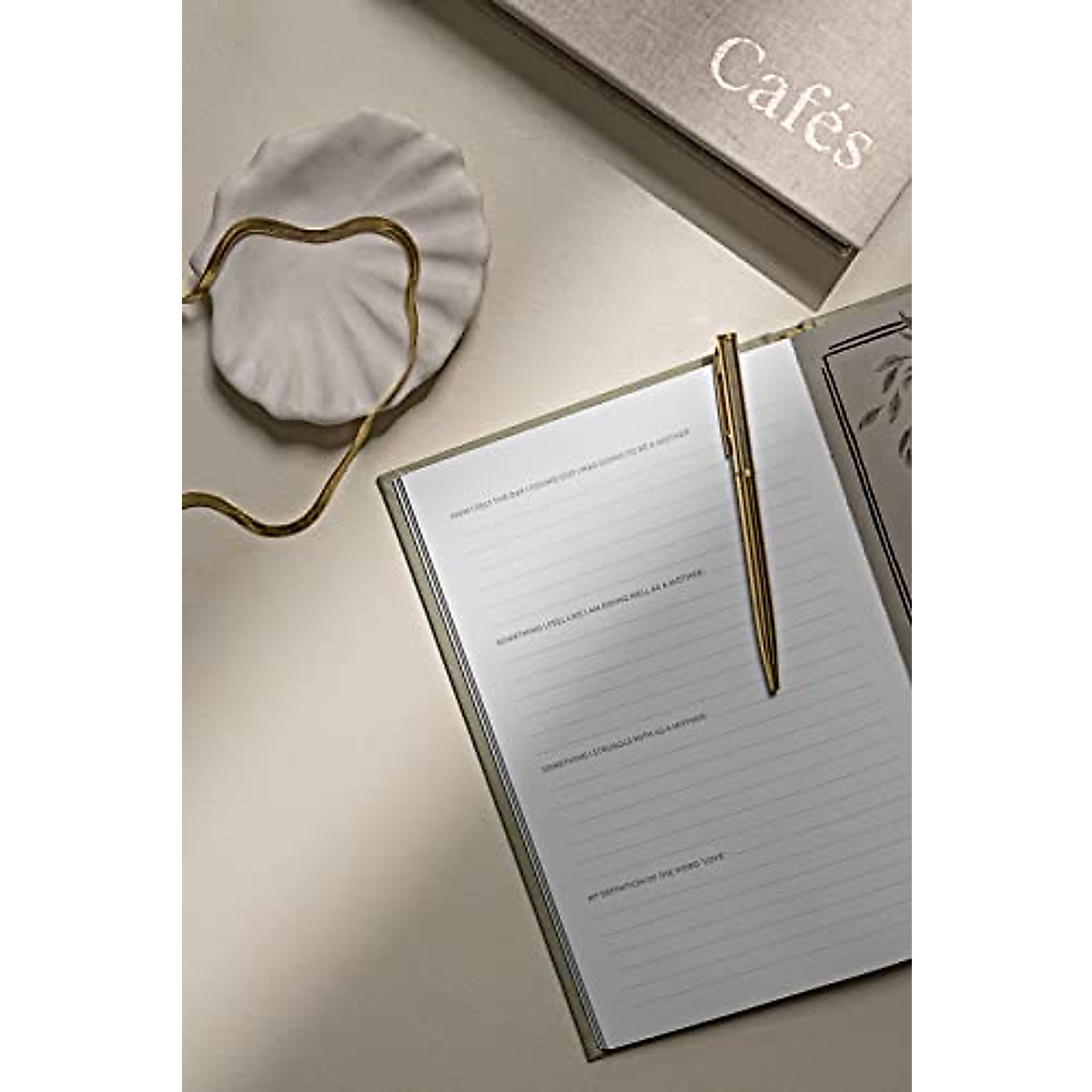 Mom's Story: A Memory and Keepsake Journal for My Family