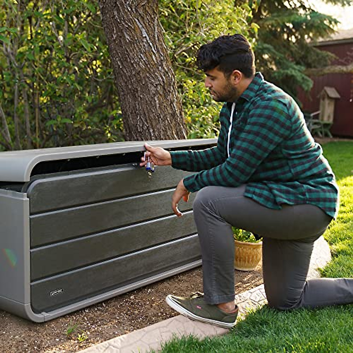 Lifetime 60367 Modern Deck Box, 136 Gallon Outdoor Storage Container, Gray
