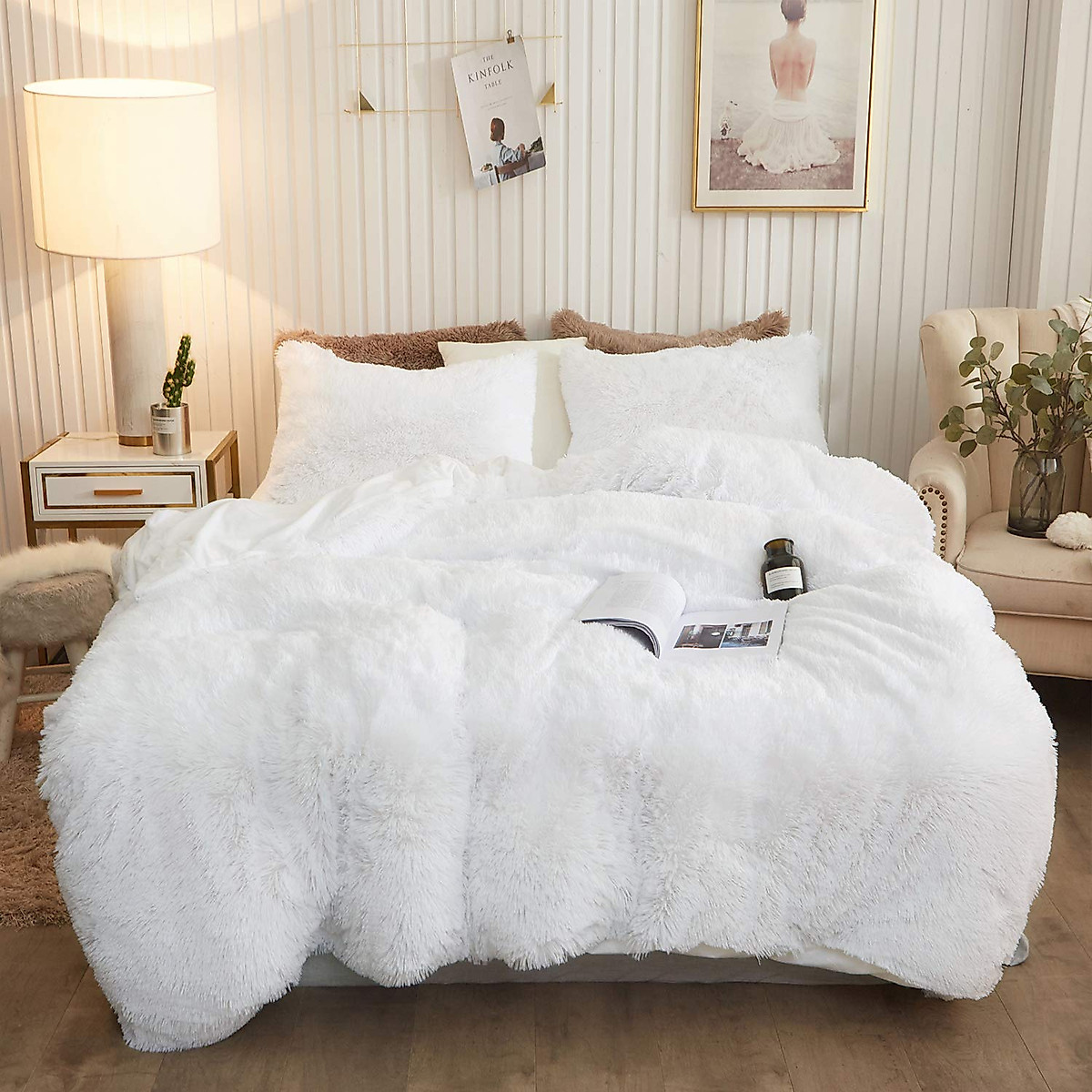 XeGe Plush Shaggy Duvet Cover Set, Luxury Ultra Soft Velvet Fluffy Bedding Sets 3 Pieces(1 Furry Faux Fur Comforter Cover King Size + 2 Fuzzy Faux Fur Pillowcases), Zipper Closure(King, White)