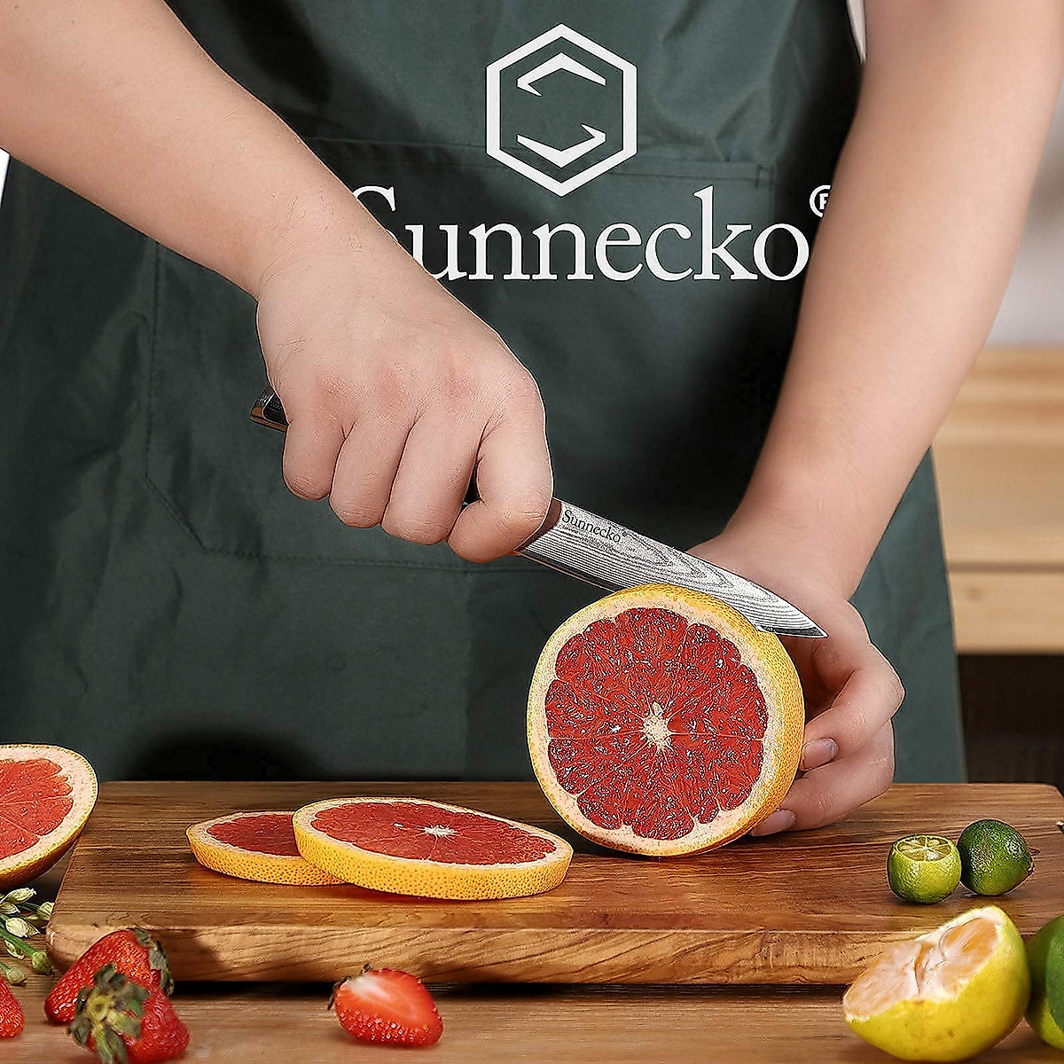 Sunnecko Utility Knife 5 Inch, Paring Knife Damascus Steel VG-10 Blade Fruit Knife, Small Kitchen Knife with G10 Inlaid Handle Peeling Knife Perfect for Cutting Fruit Vegetables Petty Knife Gift Box