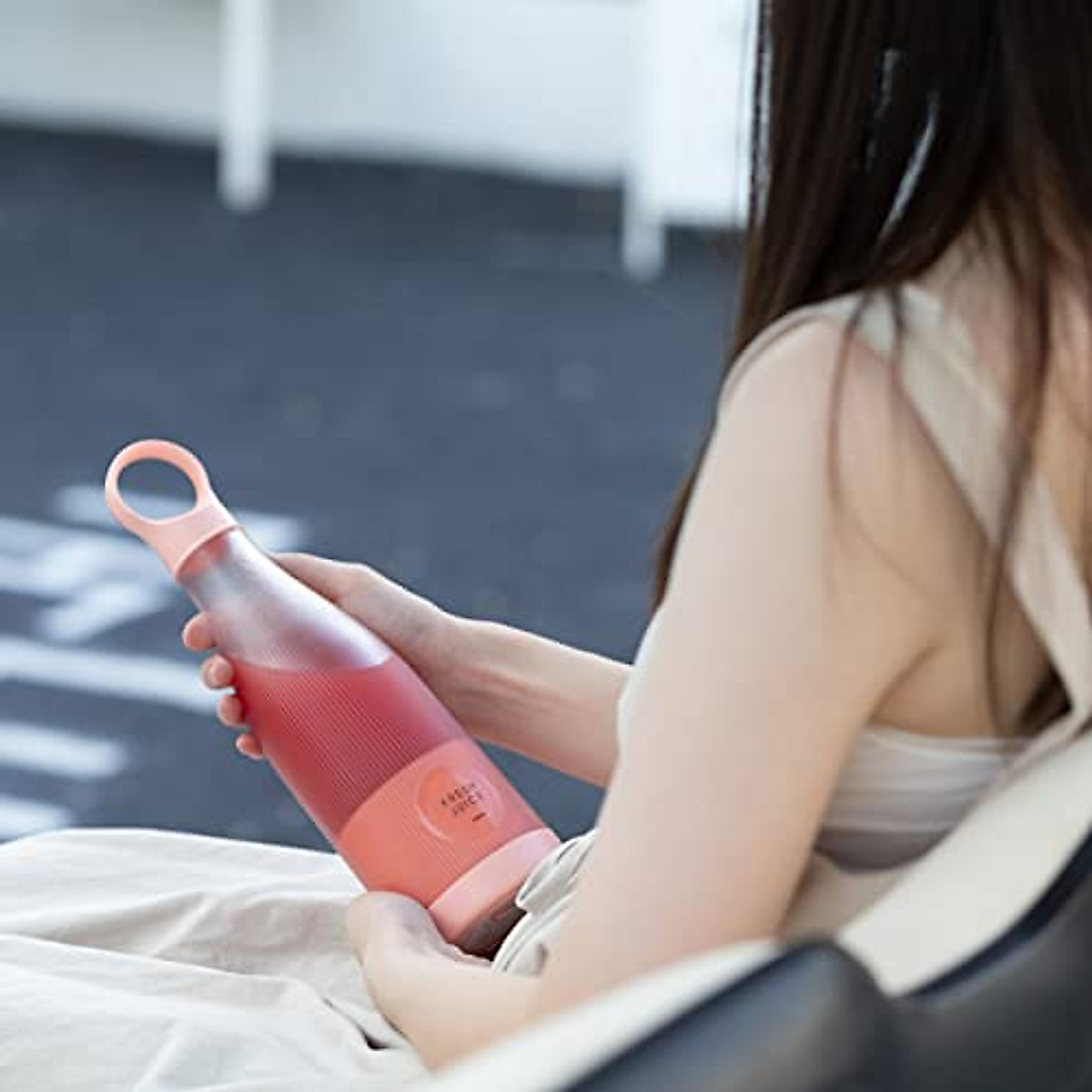 Portable Blender, Personal Size Blender, Battery Powered USB Blender, with Four Blades, Mini Blender Travel Bottle for Juice, Shakes, and Smoothies (Pink)