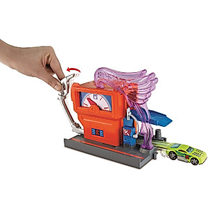 Hot Wheels City Downtown Speedy Fuel Stop Play Set