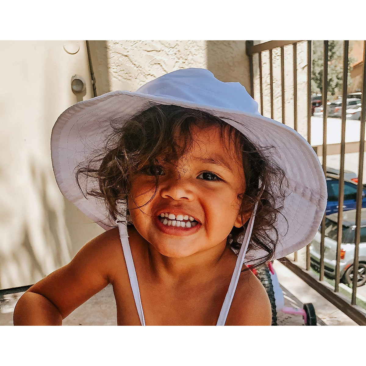 Simplicity Infant Hat Baby Girl Sun Hat Baby Boy Sun Hat White Baby Summer Hat Baby Sun Protection Bucket Hat with String and Wide Brim White Bucket Hat, White, 0-12 Months