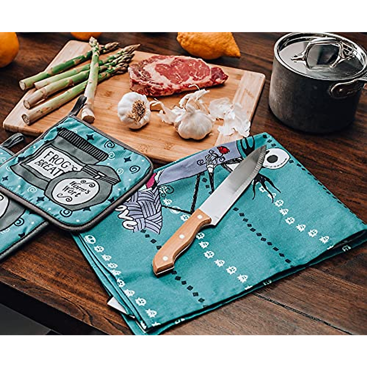 The Nightmare Before Christmas Jack and Sally Cotton Hand Towels, Set of 2 | Quick Dry Wash Cloths Bath Set Collection | Official Disney Home Decor For Kitchen, Bathroom