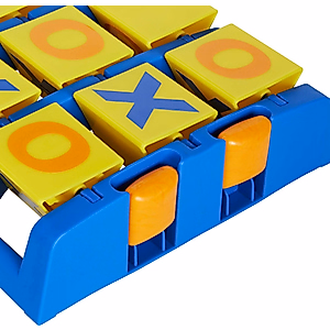 Mattel Games Travel TOSS Across Tic Tac Toe Tossing Game with Target Unit & 2 Bean Bags for 2 Players Ages 5 Year Old & Up