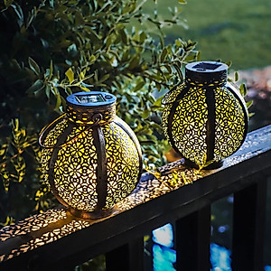 Solar Lanterns Outdoor Hanging, Solar Lights Retro Metal Waterproof Table Lanterns Solar Garden Lights with Handle for Garden, Yard Porch Patio Tabletop (2 Pack)