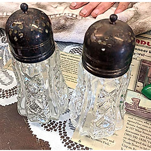 Town Talk Professional Anti-Tarnish Silver Polish (8.5 Oz), Non-Abrasive, Non-Toxic, Safe, Easy to Use Metal Polish for Restoring Shine and Protecting Silver, Silver Jewelry and Flatware.