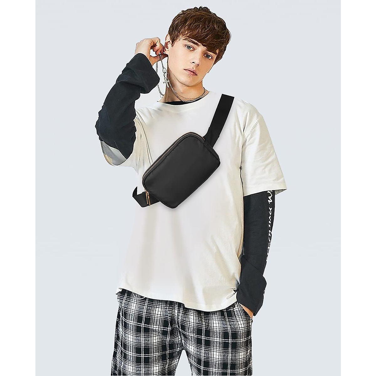 Sindax Small Black Fanny Packs for Women Waterproof Chest Pack Belt Bag with Adjustable Fashion Hip Bum Bag for Travel Workout Running Hiking