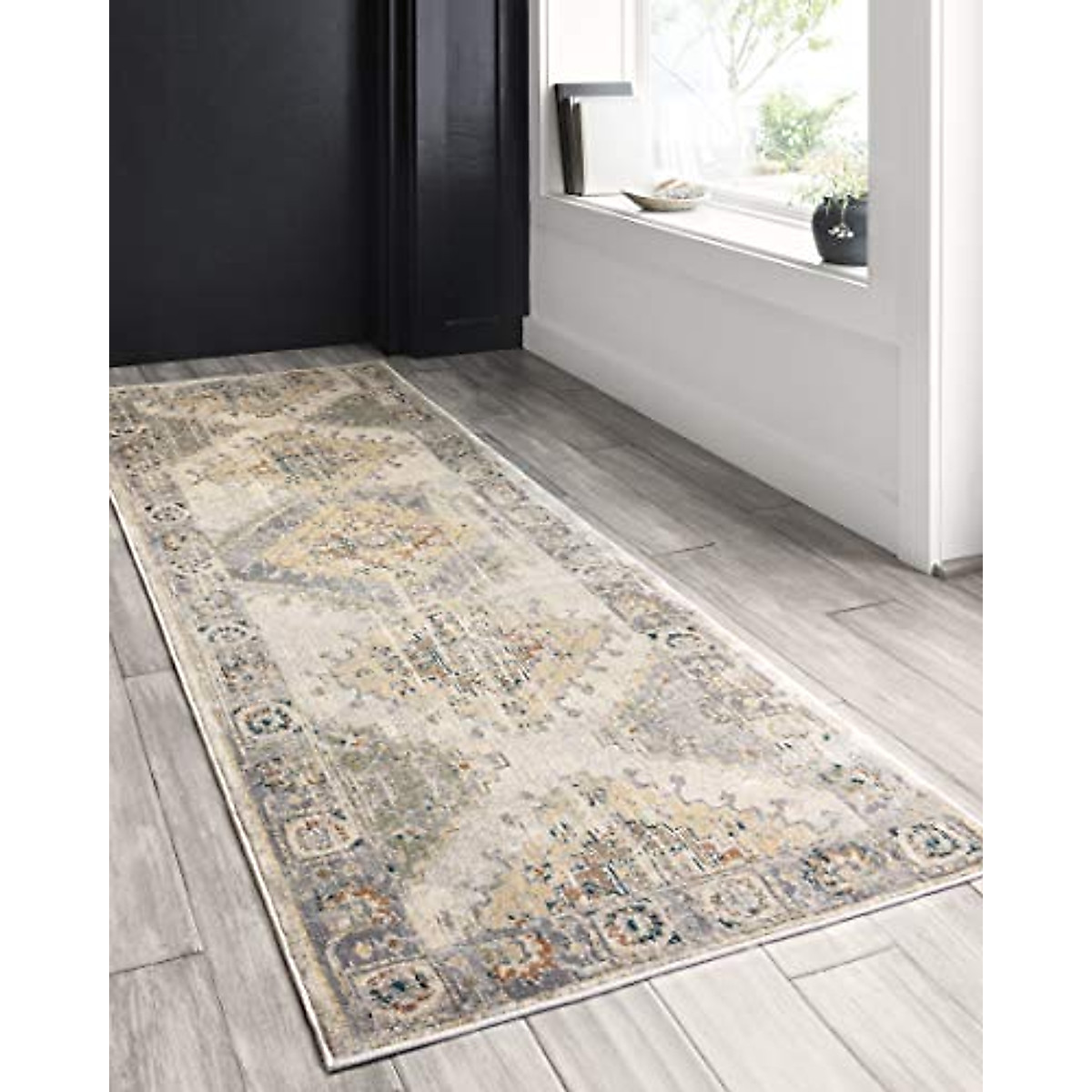 Loloi II Isadora Collection ISA-01 Oatmeal/Silver, Transitional 2'-0" x 3'-0" Accent Rug