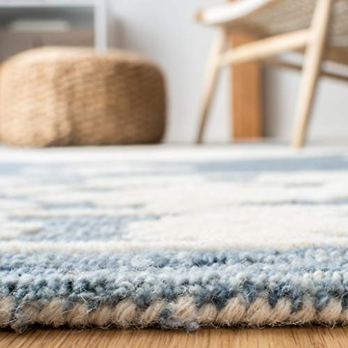 Safavieh Aspen Collection 3' x 5' Navy/Ivory APN550N Handmade Moroccan Boho Tribal Wool Area Rug