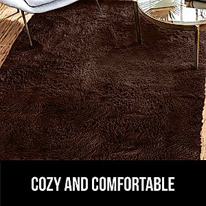 Gorilla Grip Soft Faux Fur Area Rug, Washable, Shed and Fade Resistant, Grip Dots Underside, Fluffy Shag Indoor Bedroom Rugs, Easy Clean, for Living Room Floor, Nursery Carpets, 5x8 FT, Chocolate