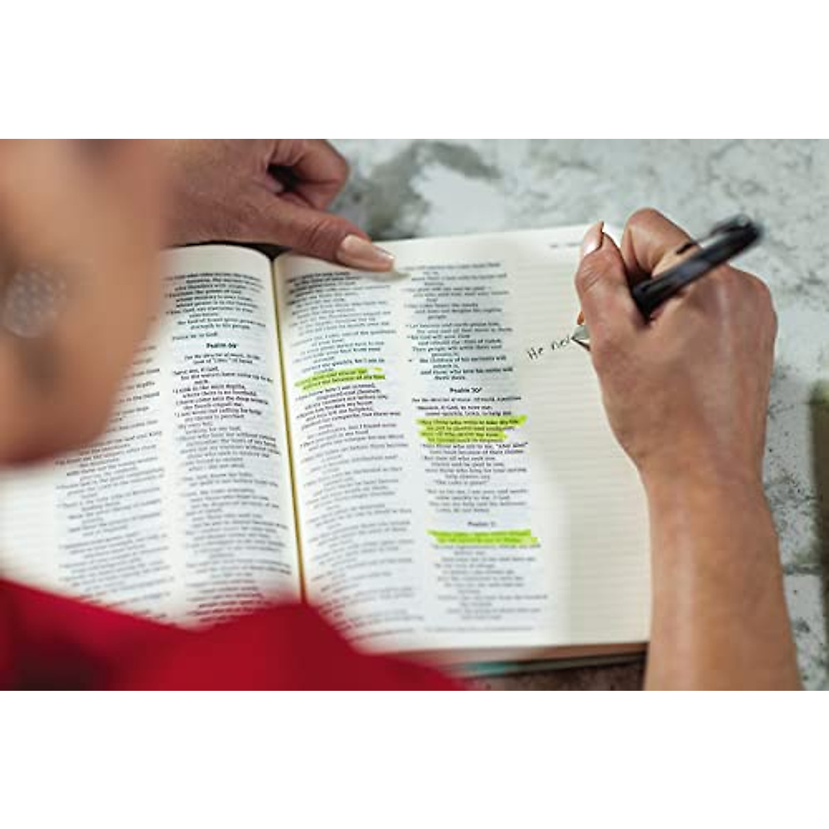 NIV, Journal the Word Bible (Perfect for Note-Taking), Double-Column, Cloth over Board, Teal, Red Letter, Comfort Print: Reflect, Take Notes, or Create Art Next to Your Favorite Verses