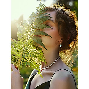 9 Pairs Mushroom Earrings for Women Long Pendant Glass Mushroom Earrings Colorful Steampunk Earrings Creative Funny Earrings Cute Weird Earrings Women's Drop and Dangle Earrings