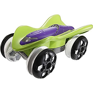 Hot Wheels Color Shifters Toy Car in 1:64 Scale, Repeat Color Change in Icy Cold or Very Warm Water (Styles May Vary)