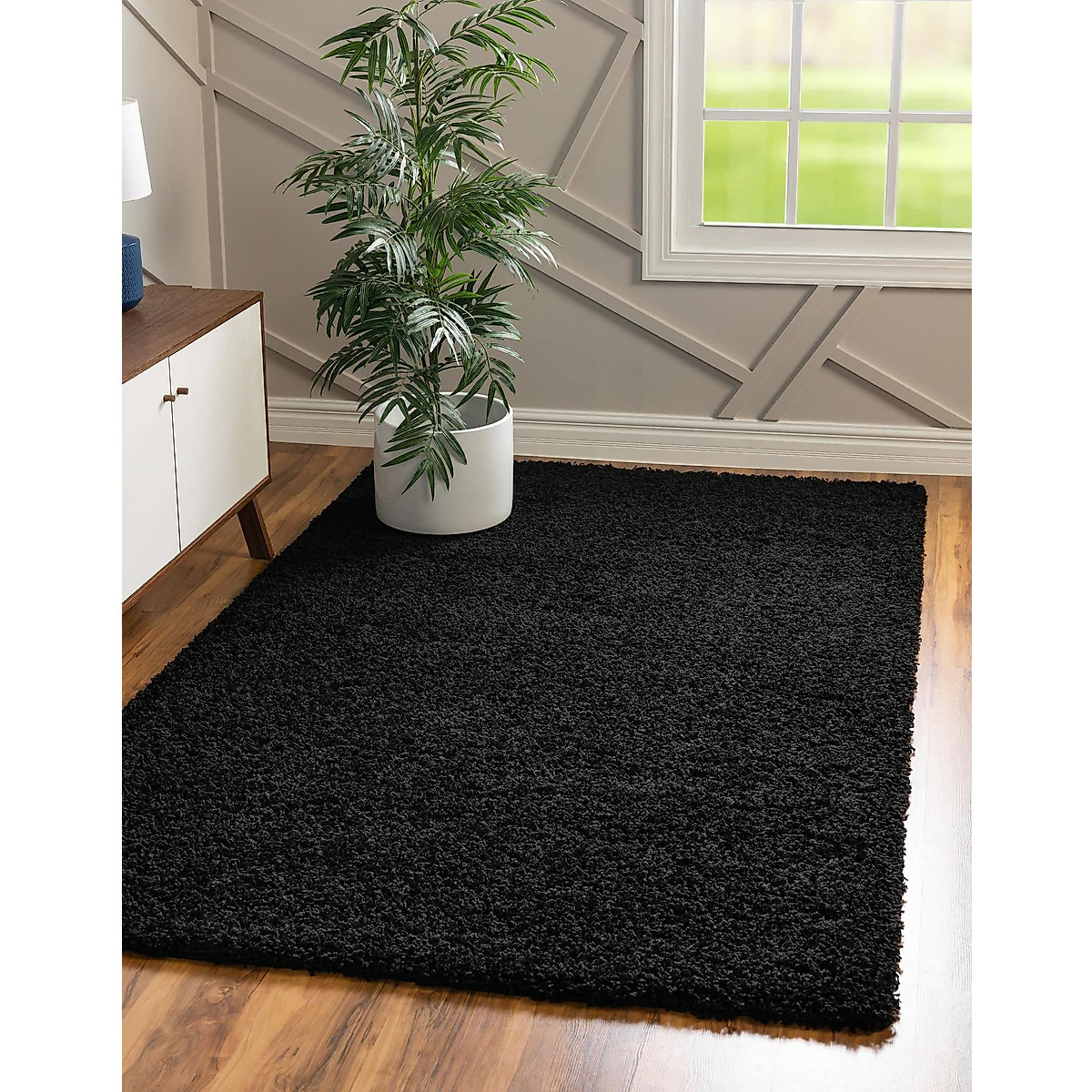 Rugs.com - Über Cozy Solid Shag Collection Rug – 9' x 12' Jet Black Shag Rug Perfect for Living Rooms, Large Dining Rooms, Open Floorplans