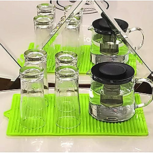 Tutuone Foldable Washboard Silicone Portable Soft laundry board Mini Travel Washboard for Hand Washing Multifunctional Household Clean Mat (Green)