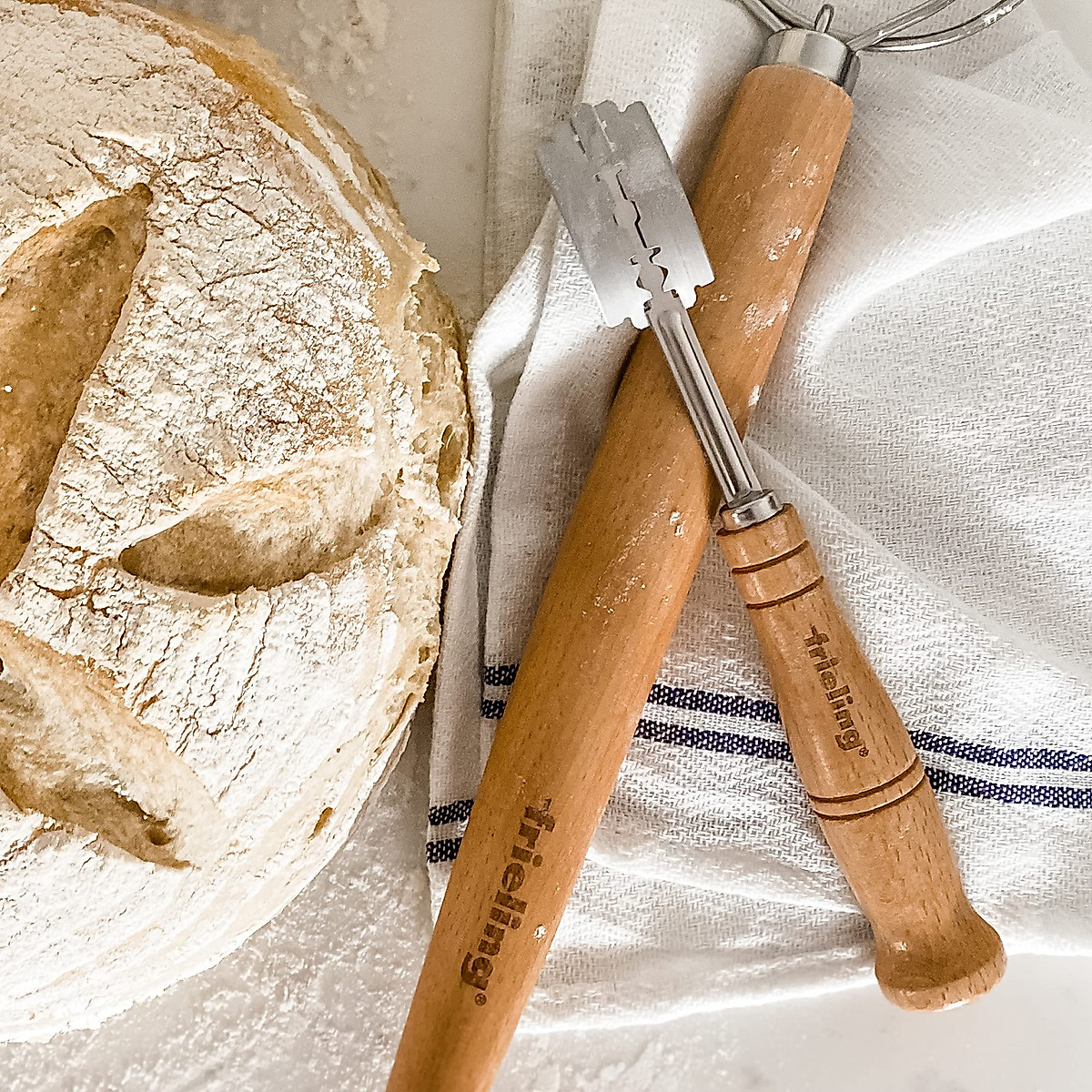 Frieling Bread Lame Dough Scoring Blade for Making Bread, Includes Extra Blades and Lame Cover, 7.5 Inch, Natural Wood Handle