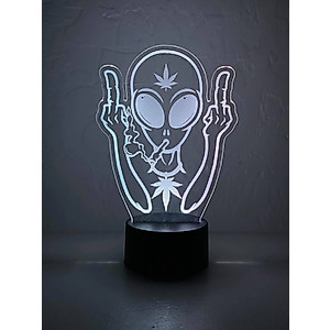 Yooce 420 Leaf 3D LED Table Lamp Night Light Optical Visual Illusion Home Decor Lighting