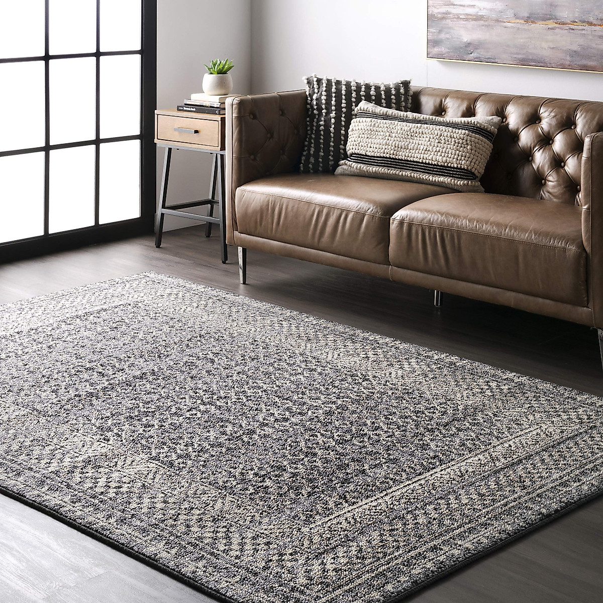 nuLOOM Elodie Distressed Diamonds Accent Rug, 3x5, Grey