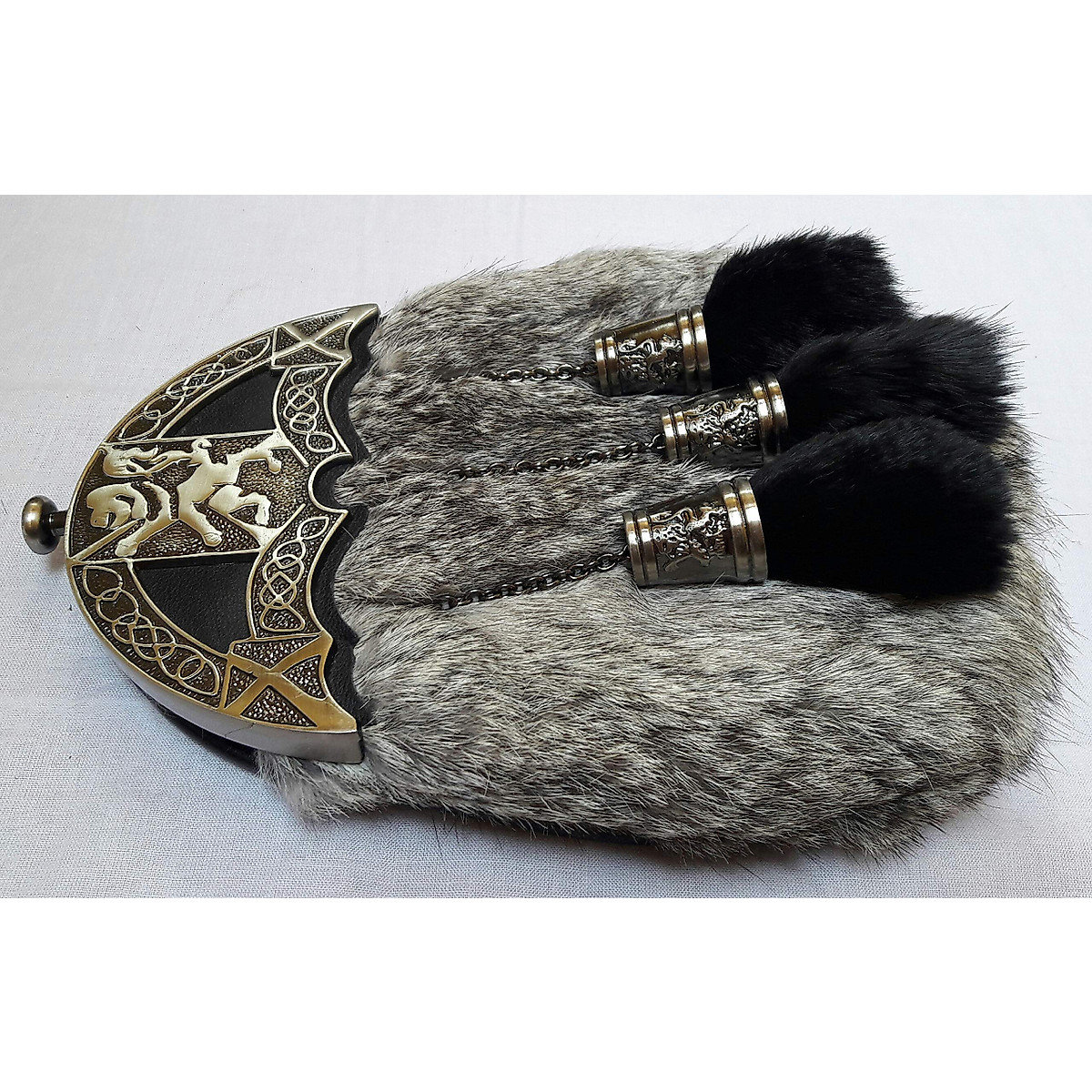 Generic Men's Scottish Kilt Dress Sporran Rampant Lion Cantle & Tassels Caps (free belt), Gray, Standard