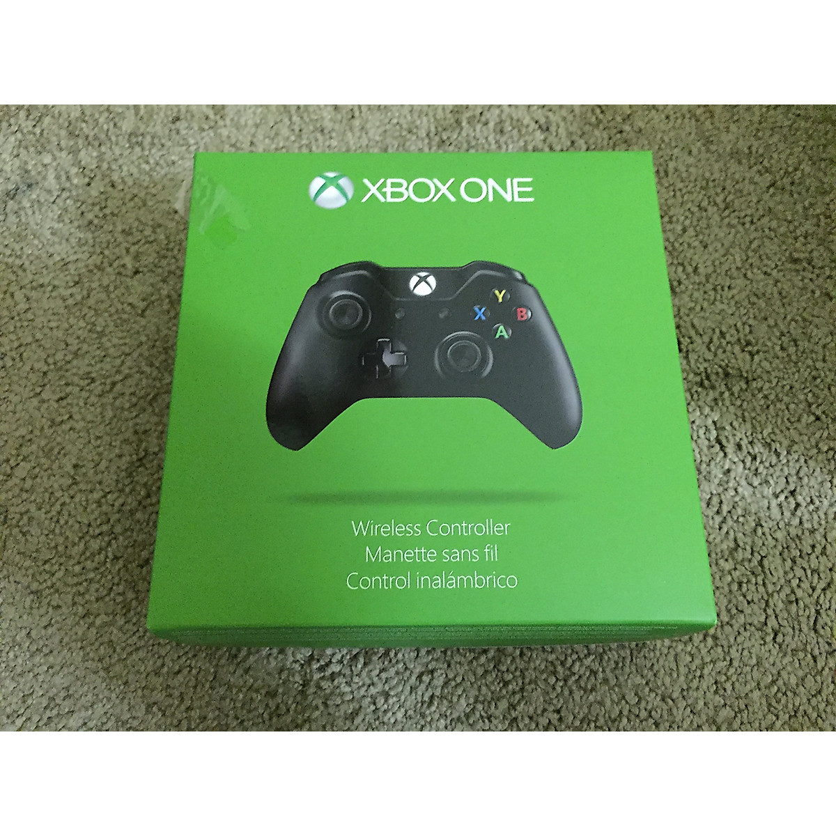 Xbox One with Kinect: Assassin's Creed Unity Bundle, 500GB Hard Drive