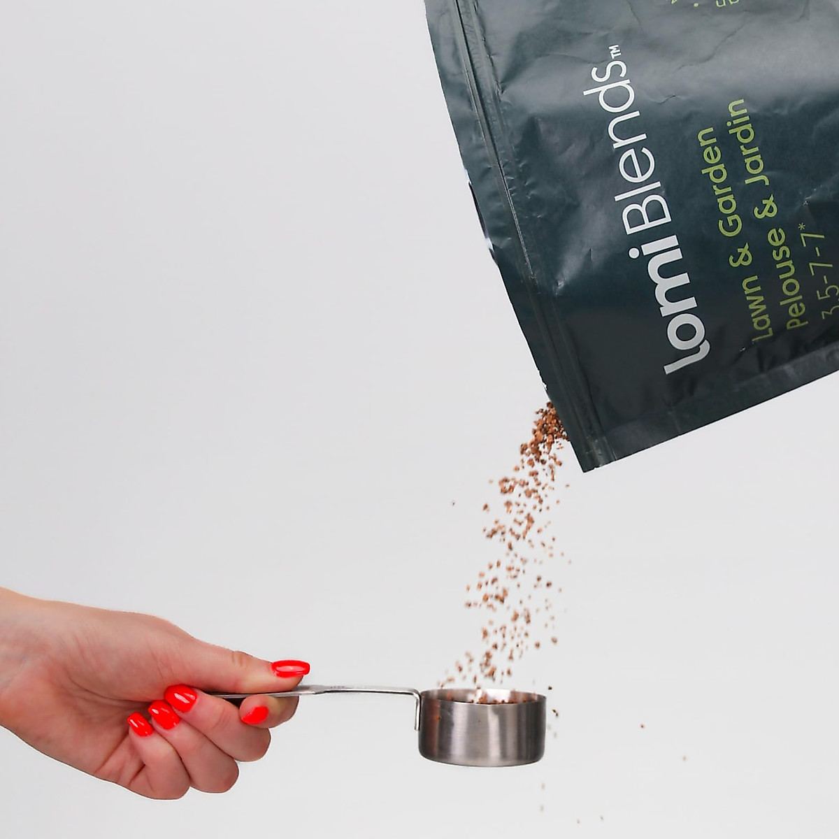 Lomi Blends - All-in-One Lawn and Garden Solution - All-Natural Multi-Vitamin for Healthy Soil, Safe for Kids and Pets, Easy to Use - Sustainable Gardening