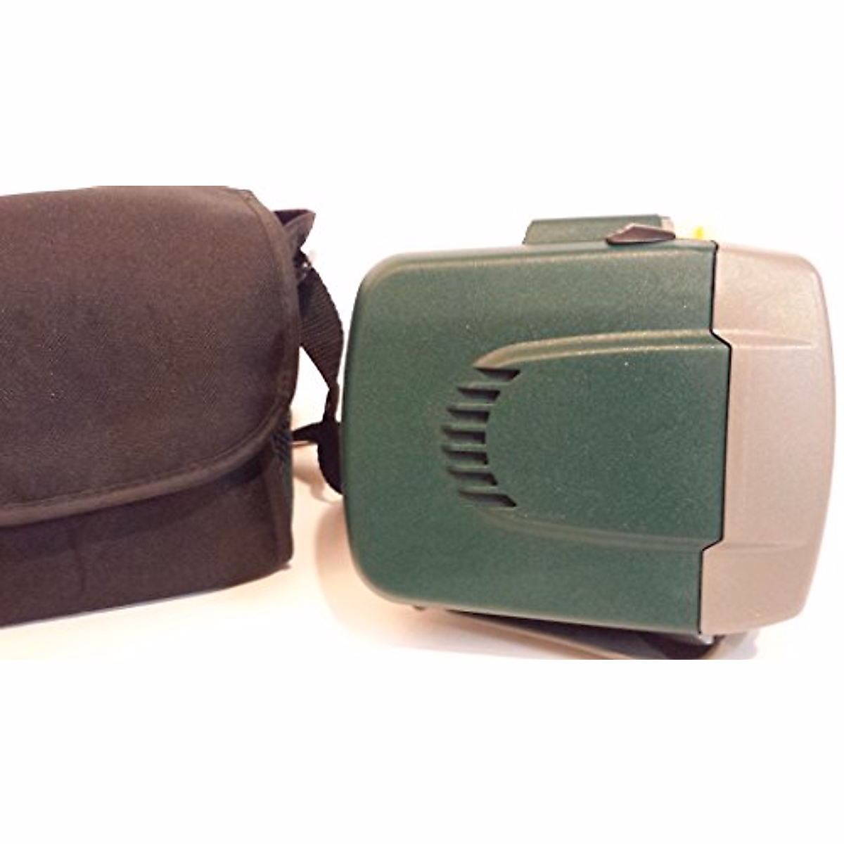 Polaroid One-Step Express Hunter Green Instant Camera Kit (includes Camera Bag and 600 Film)