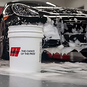 Malco Ultra Violet Premium Wash'n Wax – Best 2-In-1 Car Wash and Wax/Cleans and Provides A Durable, High-Gloss Shine in One Fast and Easy Step / 1 Gallon (107101)