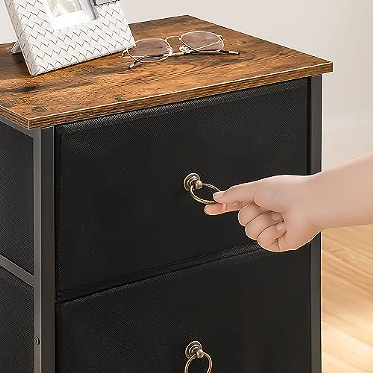 HOOBRO Nightstand, 3-Drawer End Table, Side Table with Fabric Drawers, Sofa Side Table, Metal Frame, Large Storage, for Bedroom, Study, Office, Large Storage, Rustic Brown and Black BF59BZ01