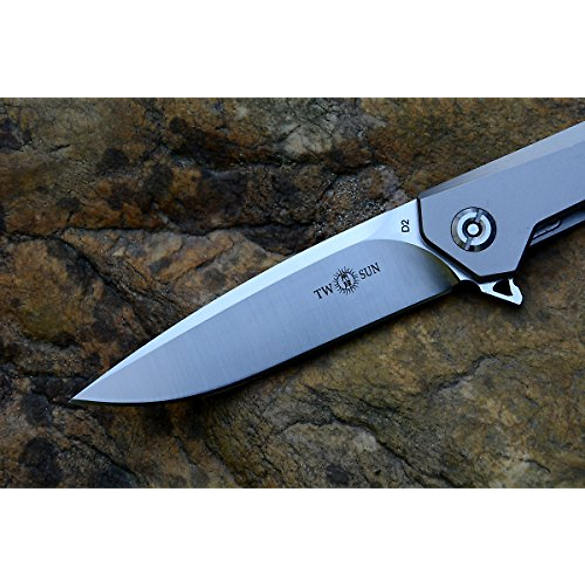 Twosun TS21 Pocket Knife D2 Blade Titanium Handle Drop Point Razor sharp