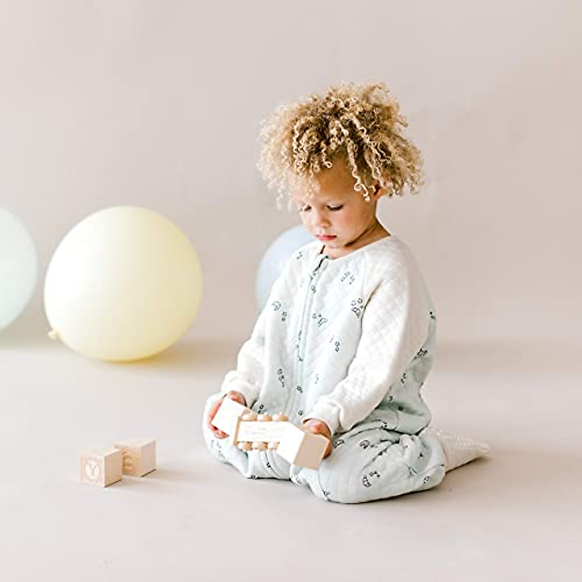 Tealbee DREAMSIE Toddler Wearable Blanket with Sleeves | Baby Sleep Bag Sack with Feet for Walkers and Walking Baby. TOG 0.8 Toddler Sleep Suit to Keep Warm (12M-2T)