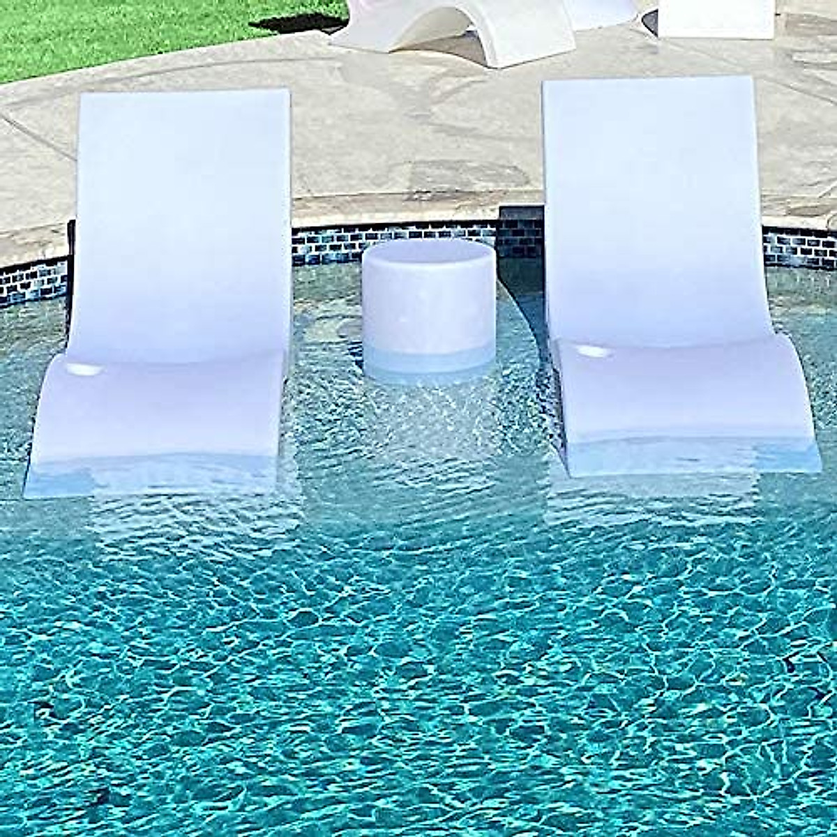 Luxury Lounger in Water Pool Chaise Lounge for Ledge 2 Chairs with Cylinder Table, White