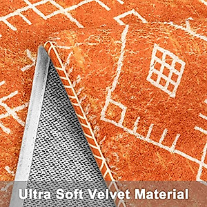 Uphome Bathroom Runner Rug 18x47 inch Long Boho Bath Mat Non-Slip Moroccan Farmhouse Orange Bath Rug Soft Velvet Machine Washable Bathroom Mats for Tub Sink Shower