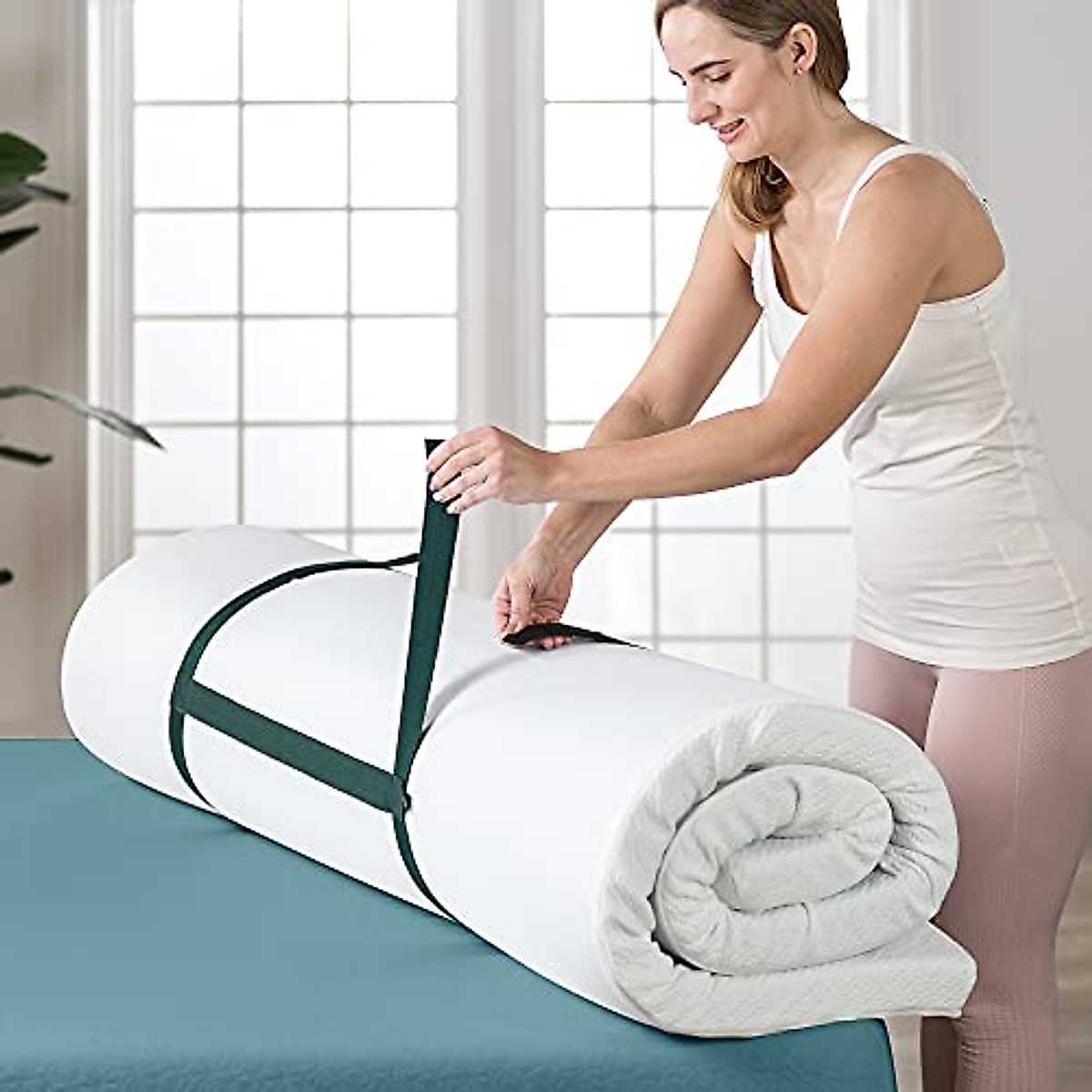 ZINUS 2 Inch Ultra Cooling Gel Memory Foam Mattress Topper with Cooling Cover, CertiPUR-US Certified, Full, White