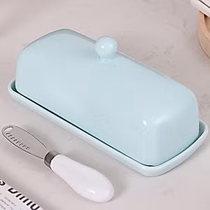 Sheskind Elegant Ceramic Butter Dish with Lid, A Practical Covered Butter Keeper, One Multi-function Butter Knife Included in the Package (light blue)