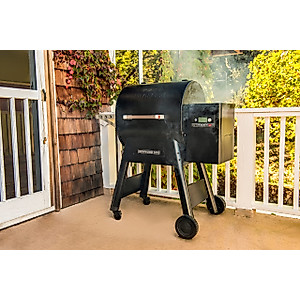 Traeger Grills Ironwood 650 Electric Wood Pellet Grill and Smoker, Black, 650 Square Inches Cook Area, 500 Degree Max Temperature, Meat Probe, 6 in 1 BBQ Grill with WiFi and app connectivity