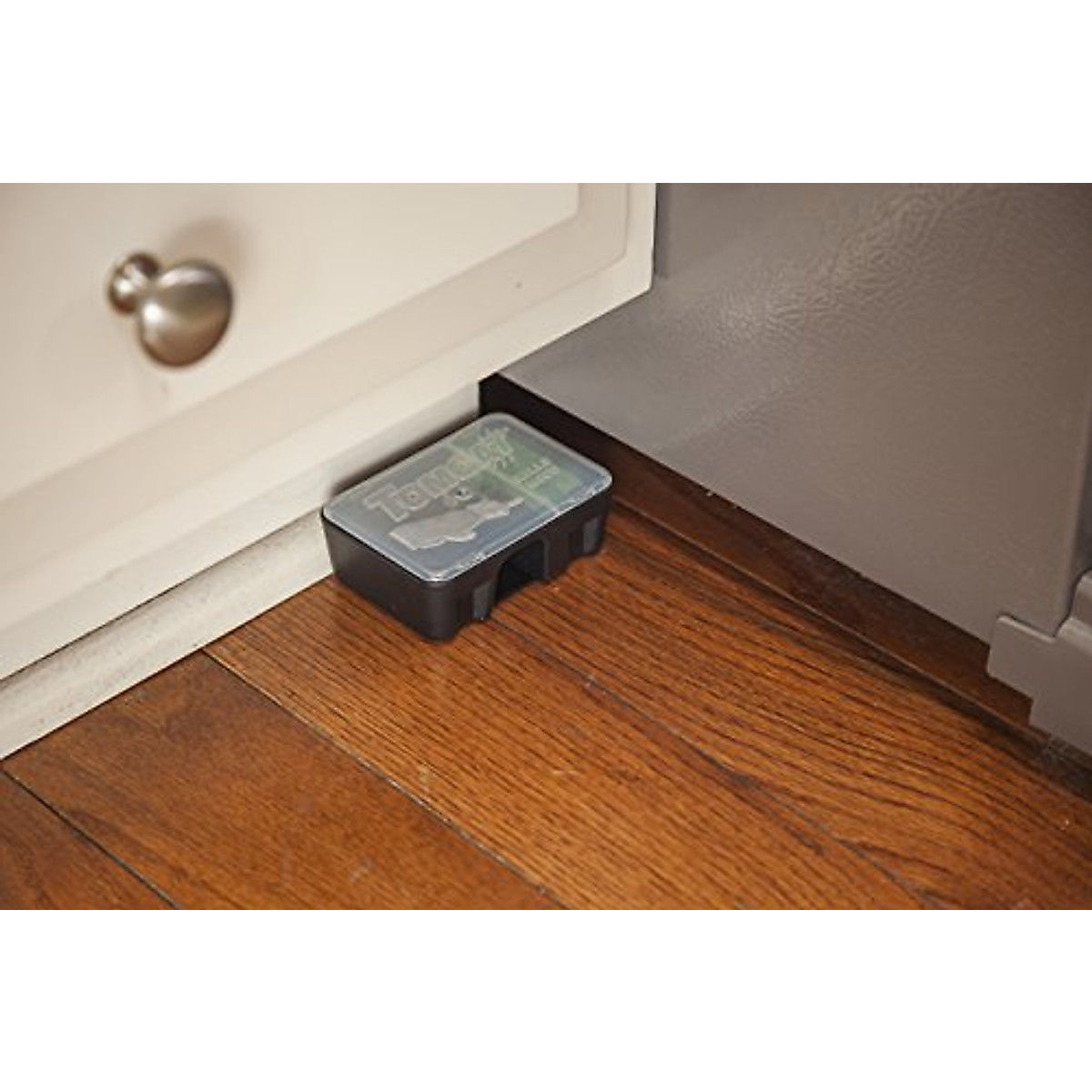 Tomcat Mouse Killer, 1-Pack (Kid and Dog Resistant Disposable Mouse Bait Station)