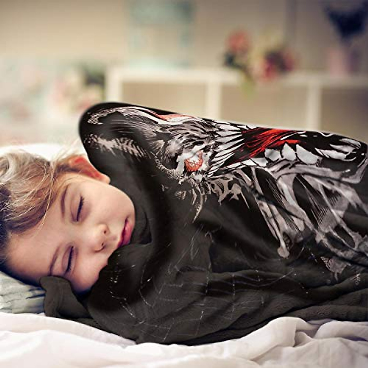 Marvel Venom 60 x 40 Inches Fleece Throw Blanket - Novelty Home and Collectible Accessories - Unique Token for Birthdays, Holidays, House Warming Parties