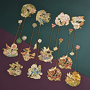 Altsuceser Vintage Geometric Pendant Hollow Out Bookmarks, Chinese Style Brass Bookmark with Tassel for Women Teacher Kids Book Lovers A