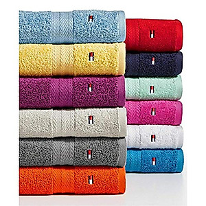 Tommy Hilfiger Solid Color Bath Towel 1 Piece - 30 X 54 Inches, 100% Cotton 574 GSM (Peacoat)