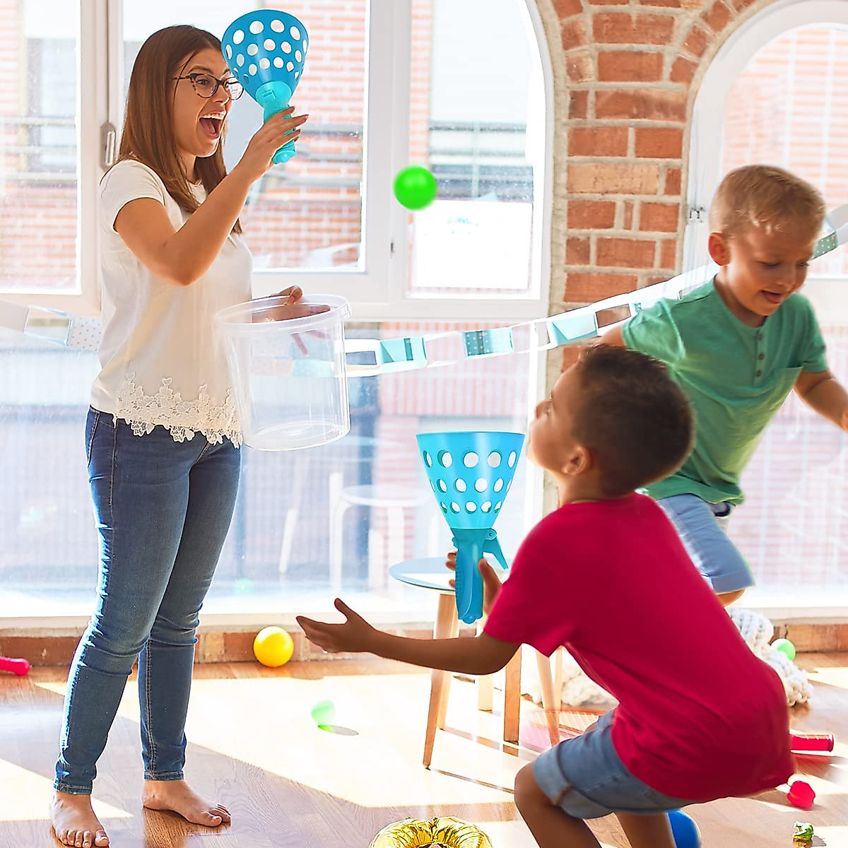 Outdoor Indoor Games Activities for Kids, Pop and Catch Ball Family Games with 6 Launcher Baskets and 10 Balls, Beach Yard Sport Birthday Halloween Party Gifts Toys for Kids Ages 4 5 6 8 12+ Years Old